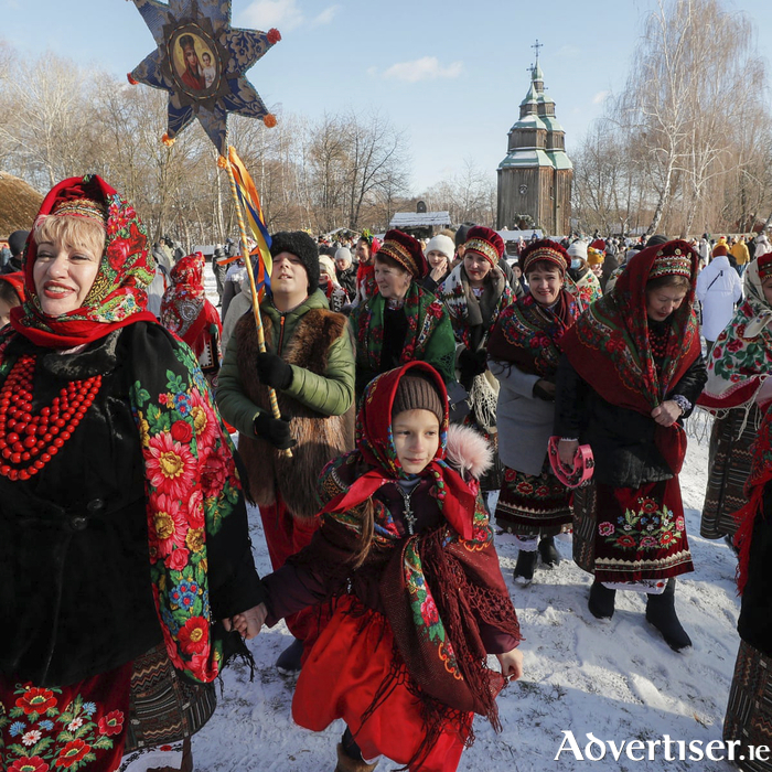 Advertiser.ie - Ukrainian Christmas Eve spider and the Christmas tree