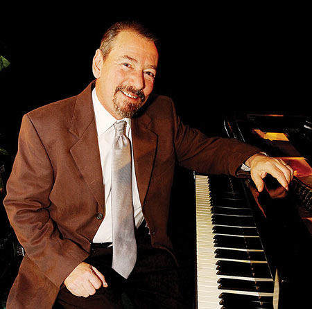 Advertiser.ie - David Scheel’s brilliant blend of piano and comedy