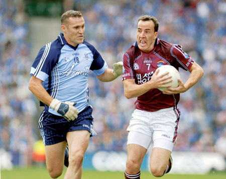 Advertiser.ie - Royals ready to rumble as Rossies search for model ...