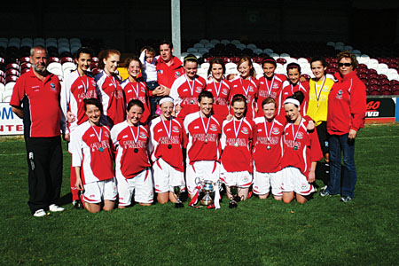 Advertiser.ie - Colga celebrate a title treble