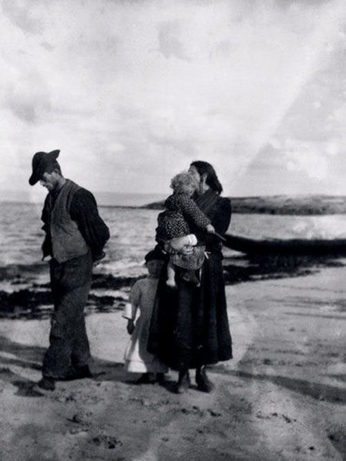 Advertiser.ie - Man of Aran Re-imagined debuts in Galway