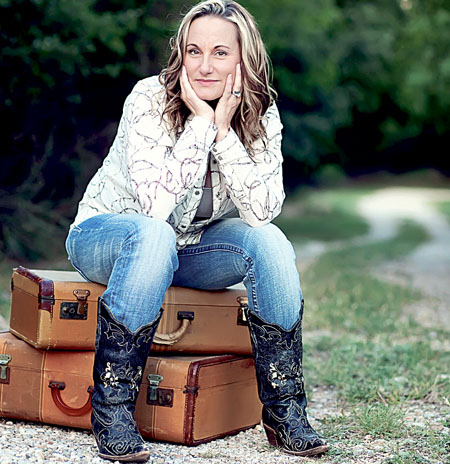 Advertiser.ie - Country singer Georgette Jones is coming