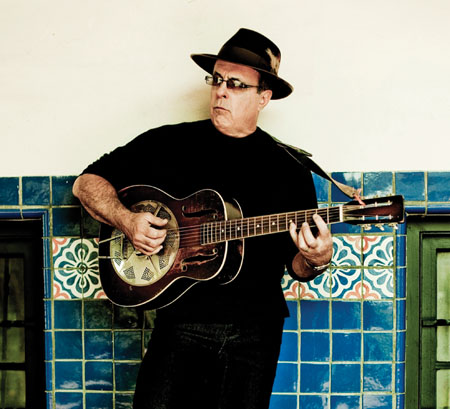 Advertiser.ie - Tom Russell - Masterful American singer-songwriter to ...