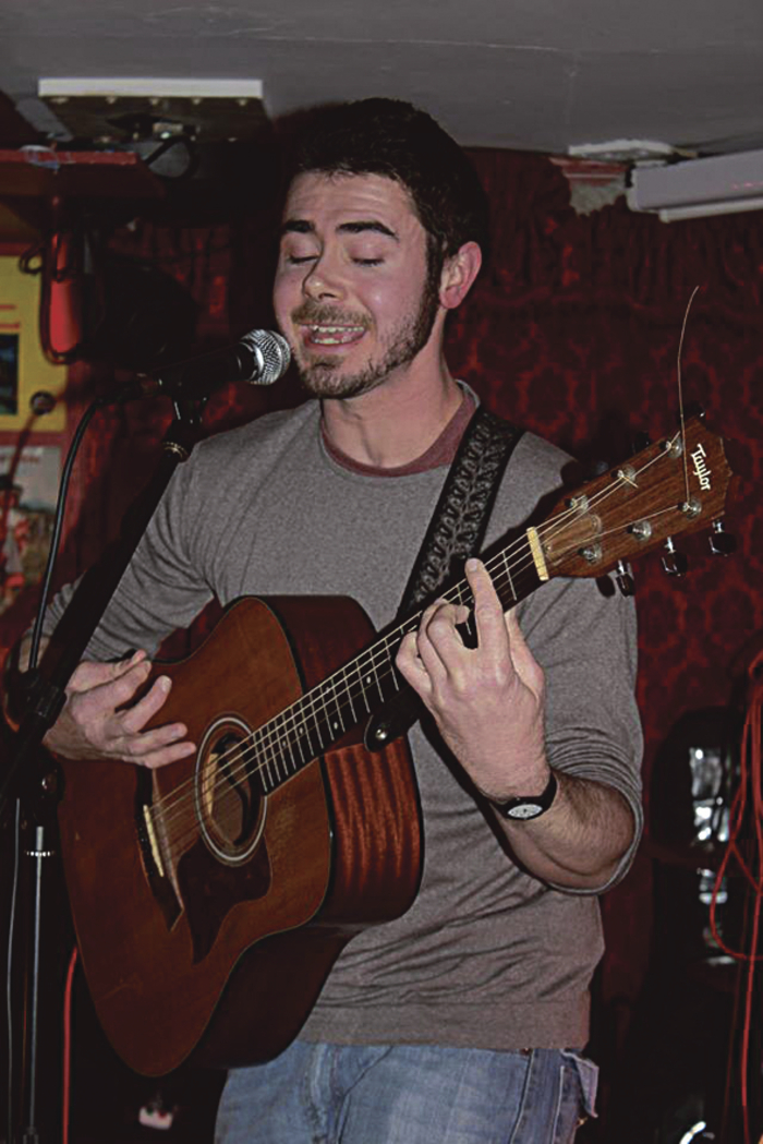 Advertiser.ie - Dylan Murphy to launch debut EP