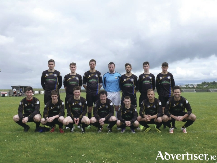 Advertiser.ie - Rovers look to topple the town