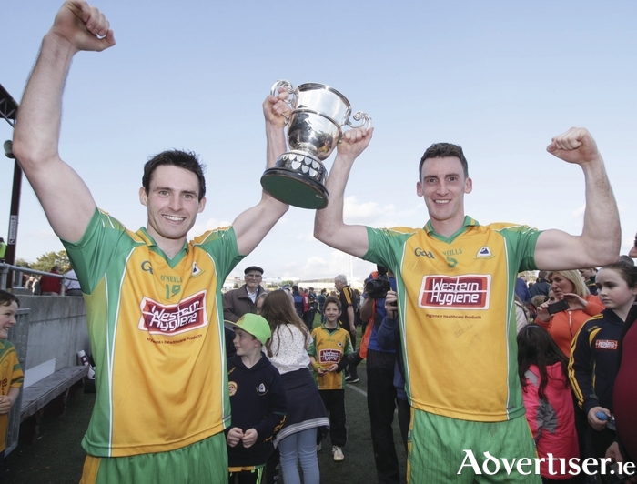 Advertiser.ie - Corofin footballers complete historic three-in-a-row