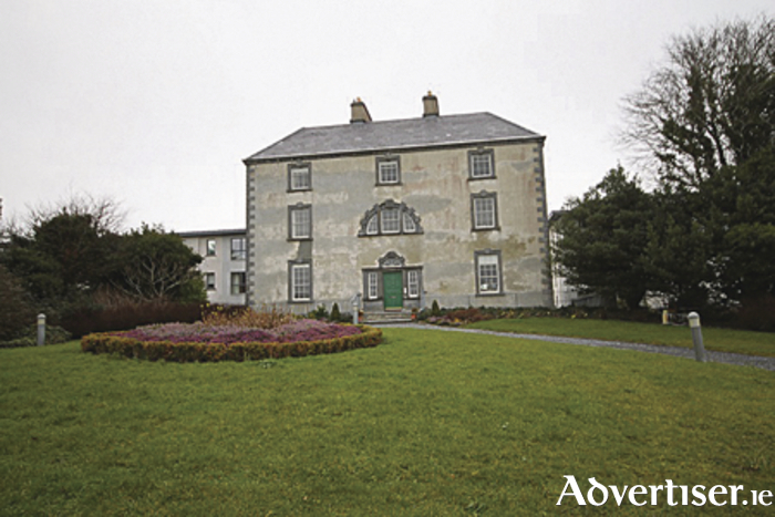 Advertiser.ie - Stunning apartment in the landmark Barna House