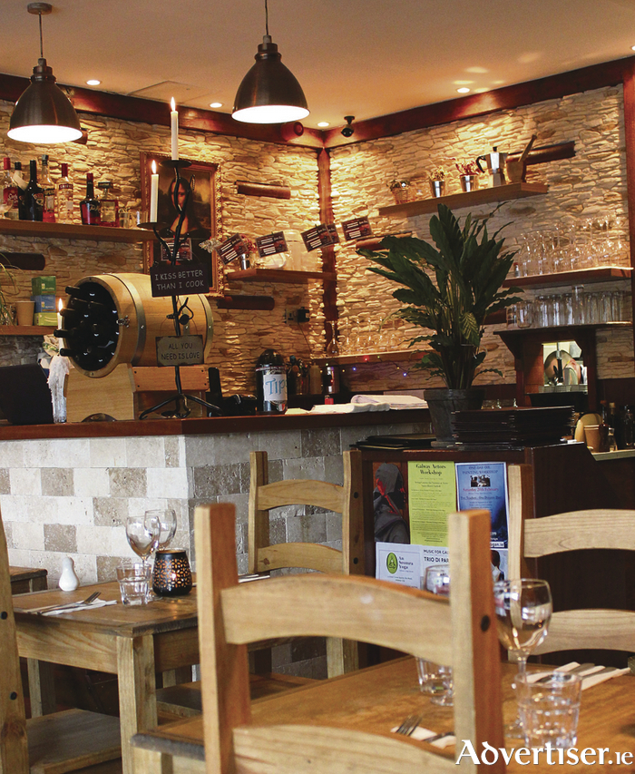 Advertiser.ie - Hungry man’s paradise at Mona Lisa