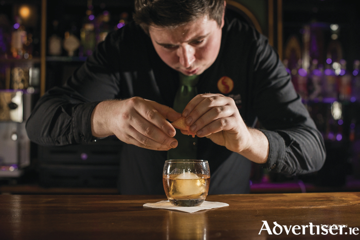 Advertiser.ie - Clock Off from Work with Cocktails