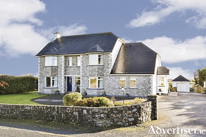Advertiser.ie - Spacious Carnmore home comes with a separate apartment