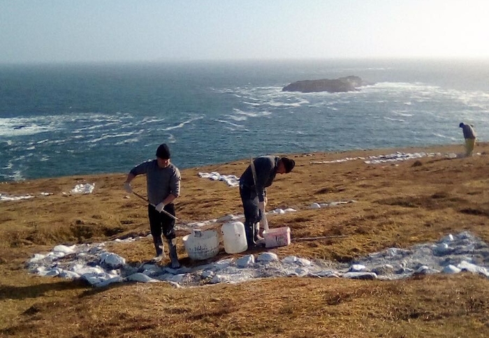 Advertiser.ie - Achill WW2 Éire Marker Restored