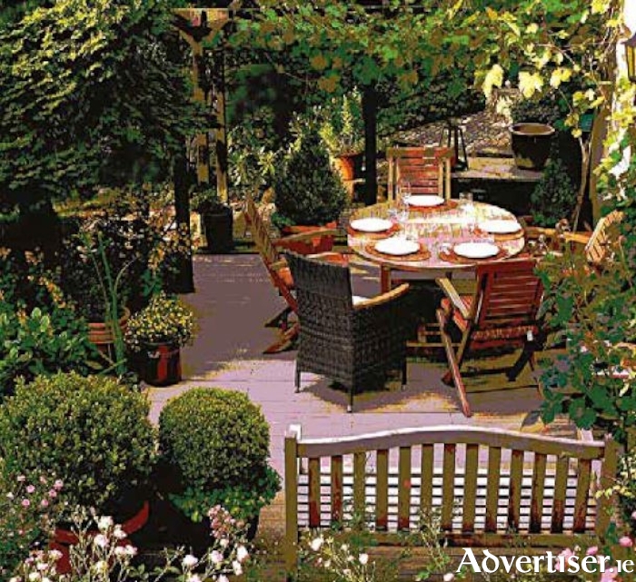 Advertiser.ie - You Can’t Beat a Bench