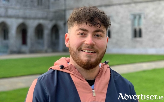 Advertiser.ie - NUIG students go to virtual polls today in referendum ...