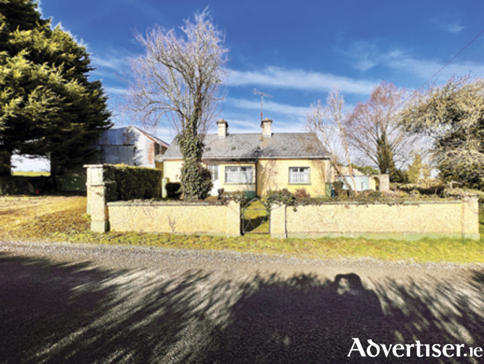 Advertiser.ie - Sizeable single storey Ballymore residence offers much ...