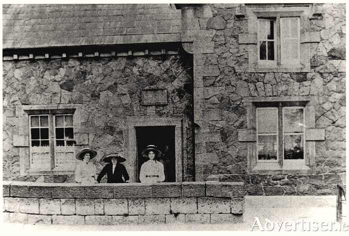 Advertiser.ie - The lock keeper’s house